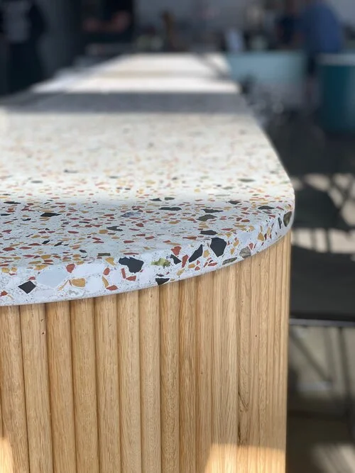 Quầy Lễ Tân Bo Góc - BLUECONS